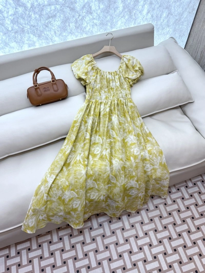 Value-priced Unclassified Brand Dress