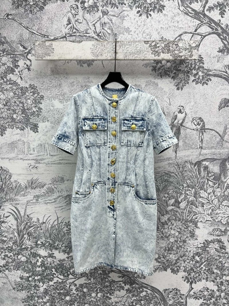 Unclassified Brand Dress