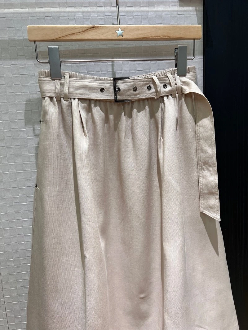 Value-priced Unclassified Brand Dress