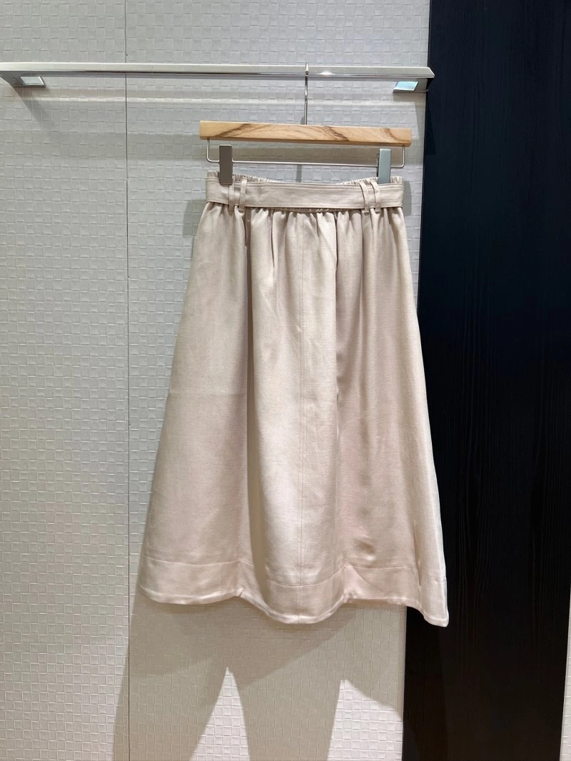Value-priced Unclassified Brand Dress
