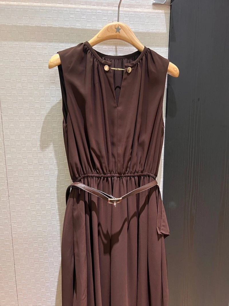 Value-priced Unclassified Brand Dress