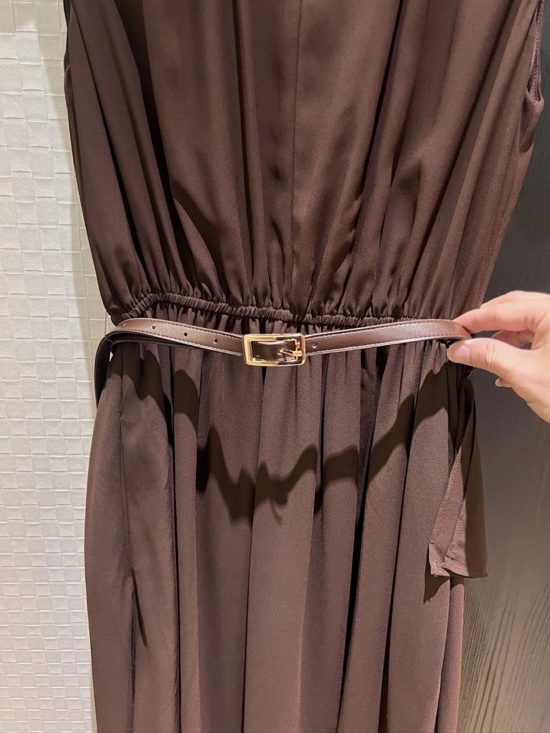 Value-priced Unclassified Brand Dress