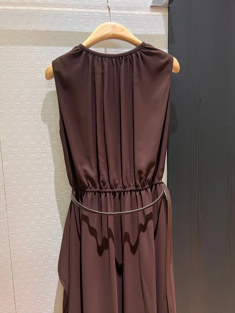 Value-priced Unclassified Brand Dress