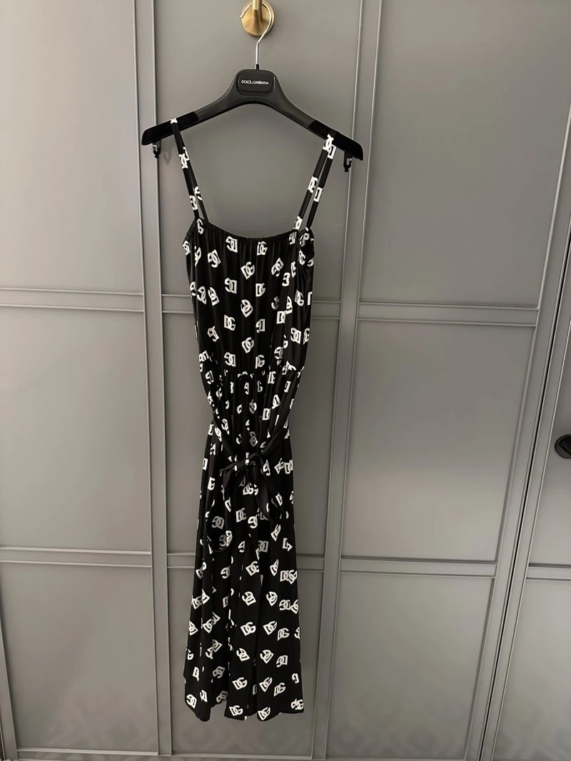 Unclassified Brand Dress