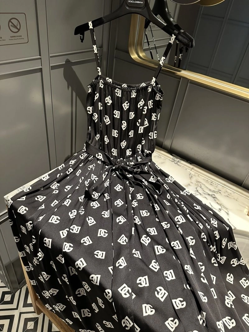 Inexpensive Unclassified Brand Dress
