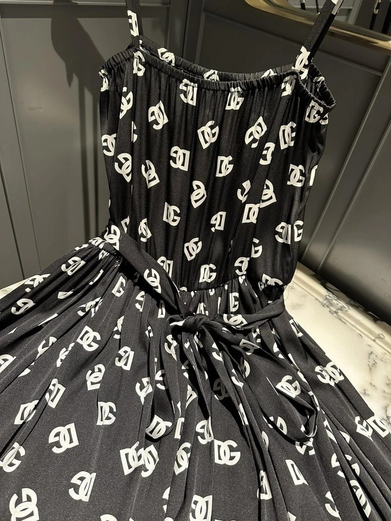Inexpensive Unclassified Brand Dress