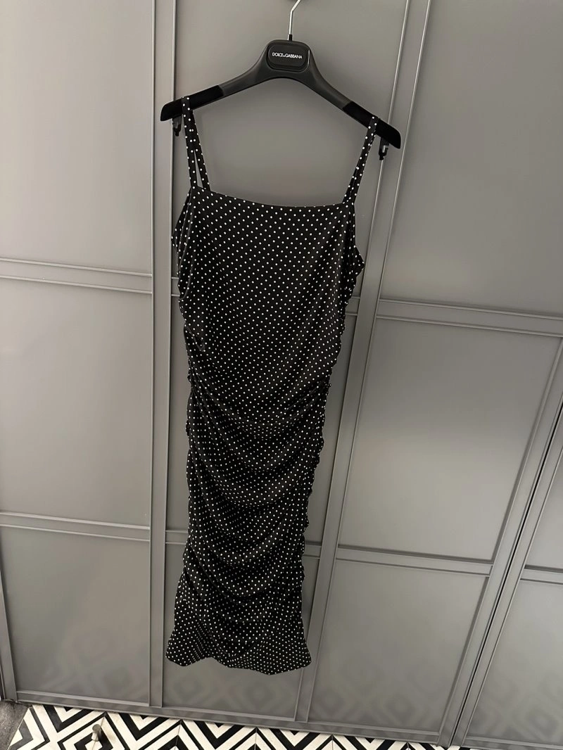 Discounted Unclassified Brand Dress