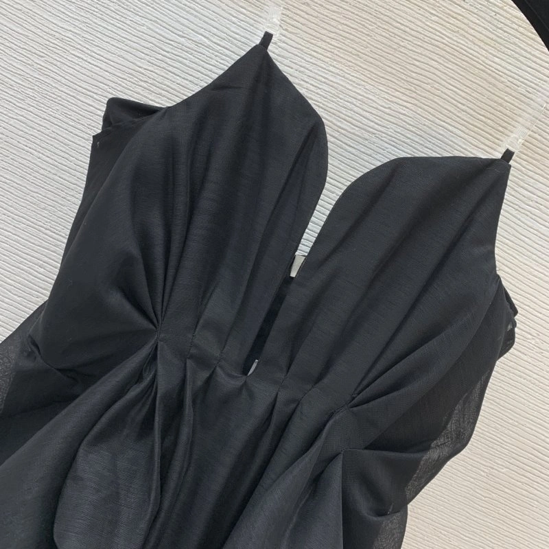 Accurate model Unclassified Brand Dress