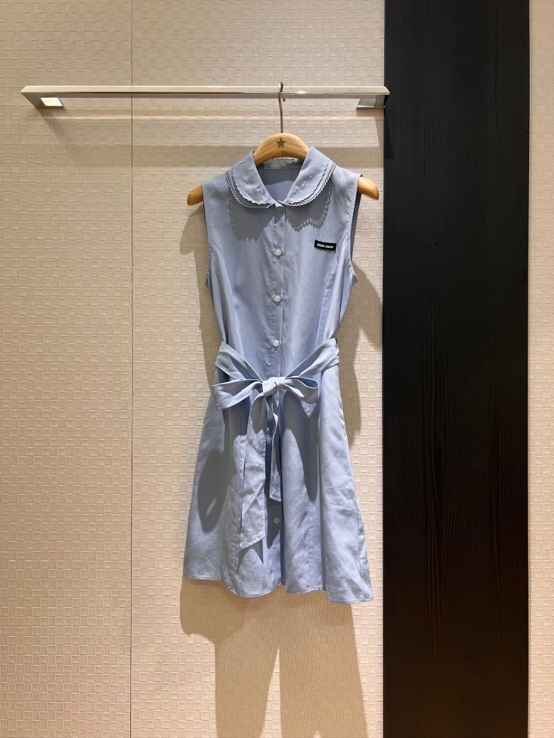 Unclassified Brand Dress