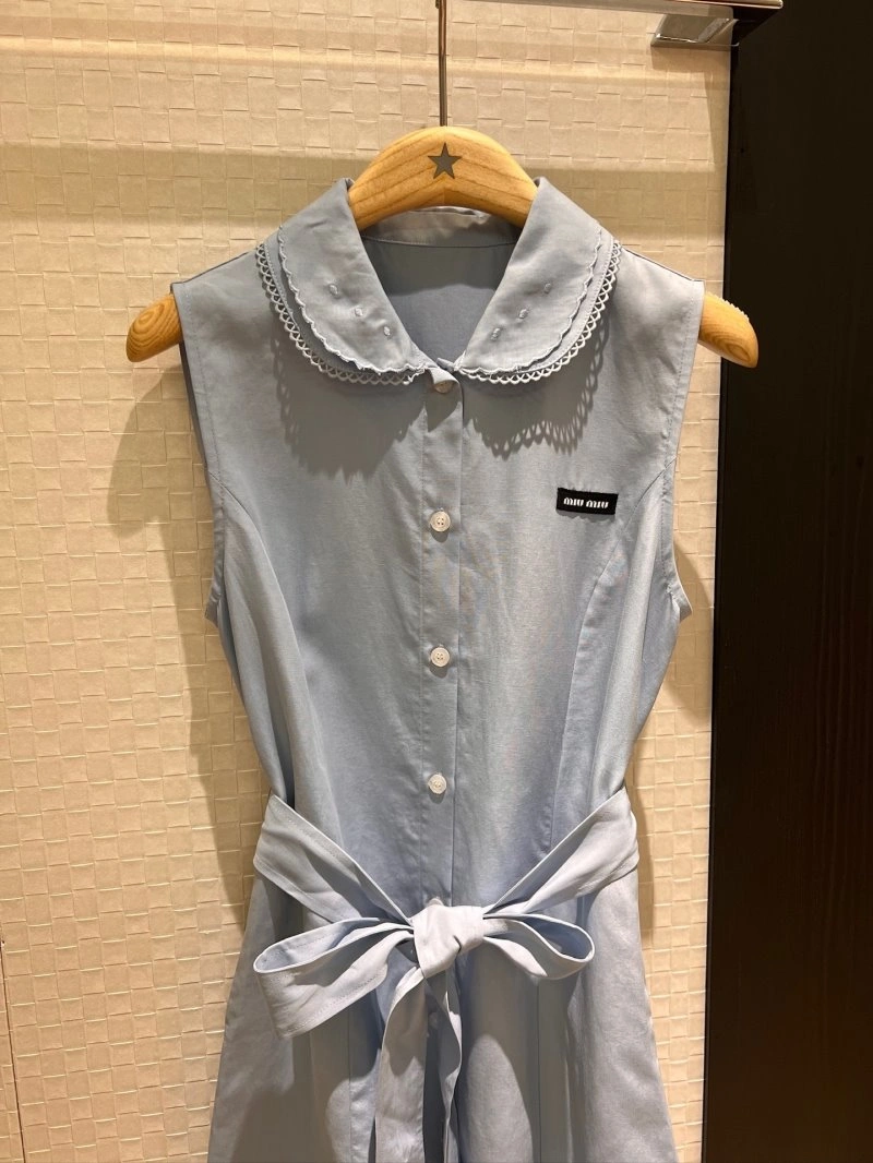Cut-rate Unclassified Brand Dress