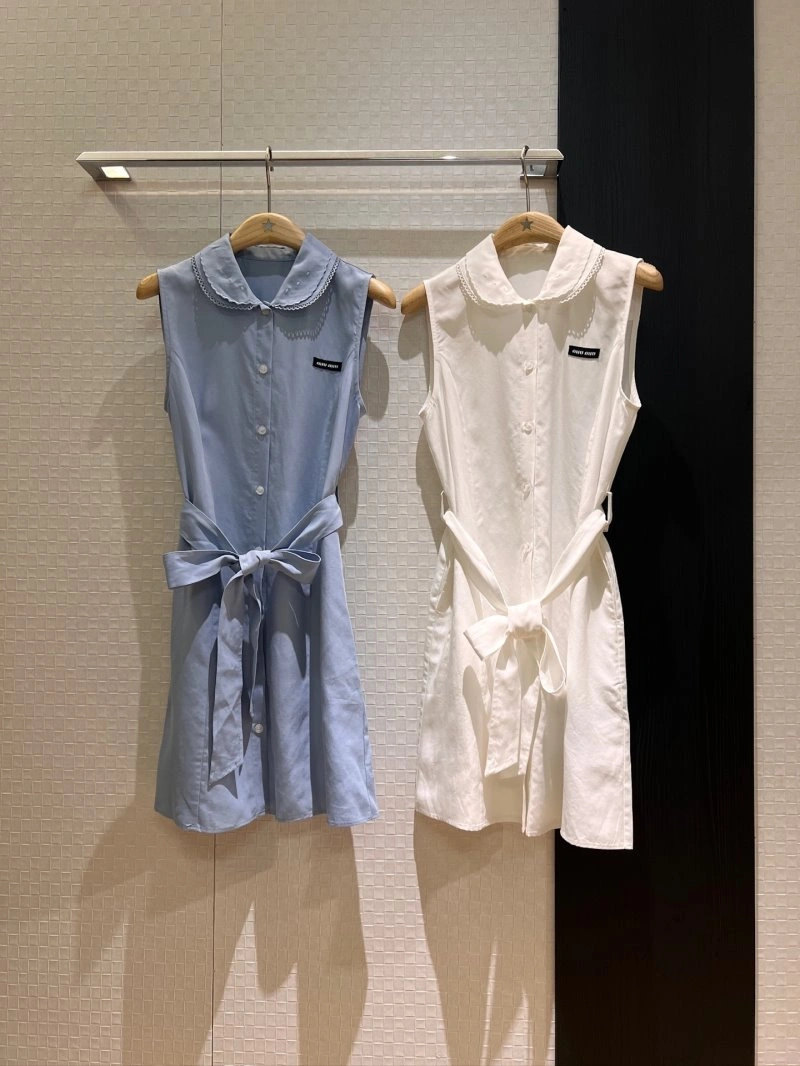 Discounted Unclassified Brand Dress