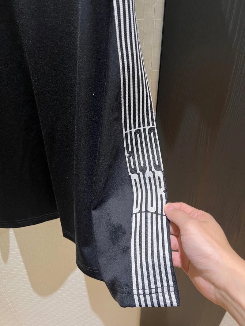 Legit Unclassified Brand Dress