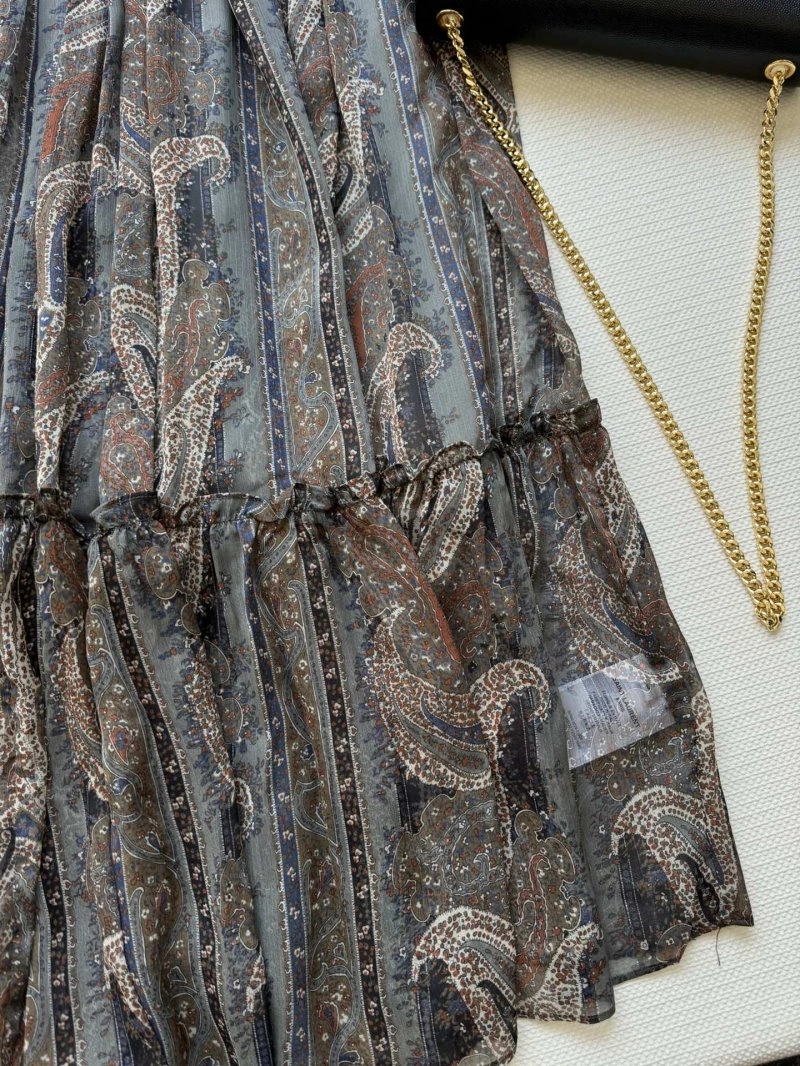 Discounted Unclassified Brand Dress