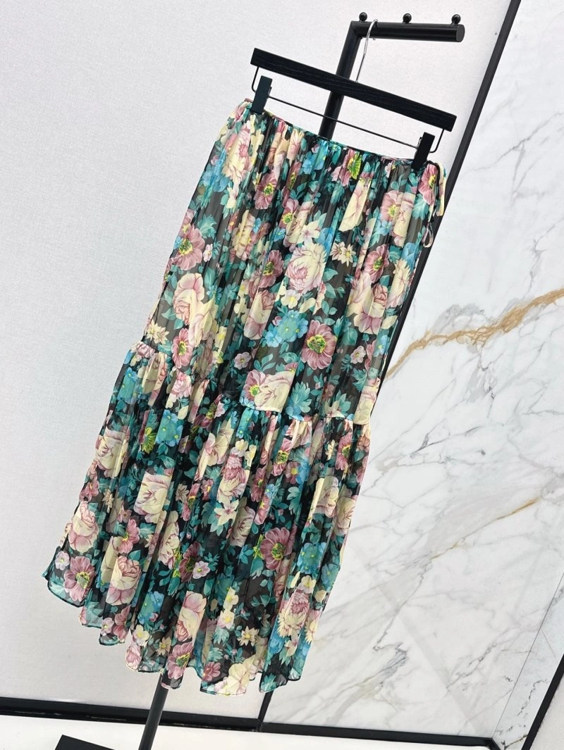 Indistinguishable Unclassified Brand Dress