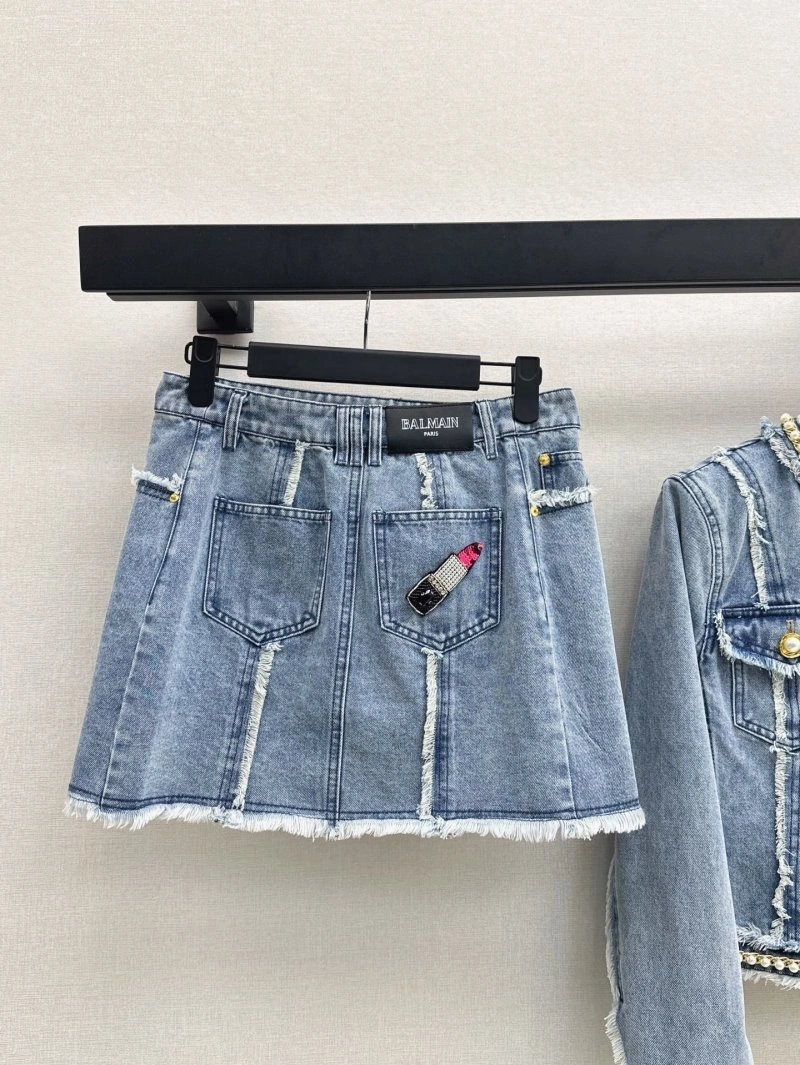 Value-priced Unclassified Brand Dress