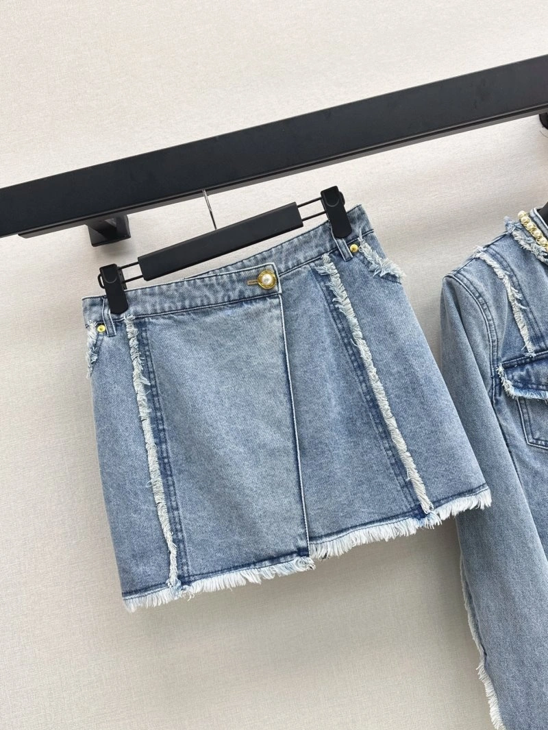 Value-priced Unclassified Brand Dress