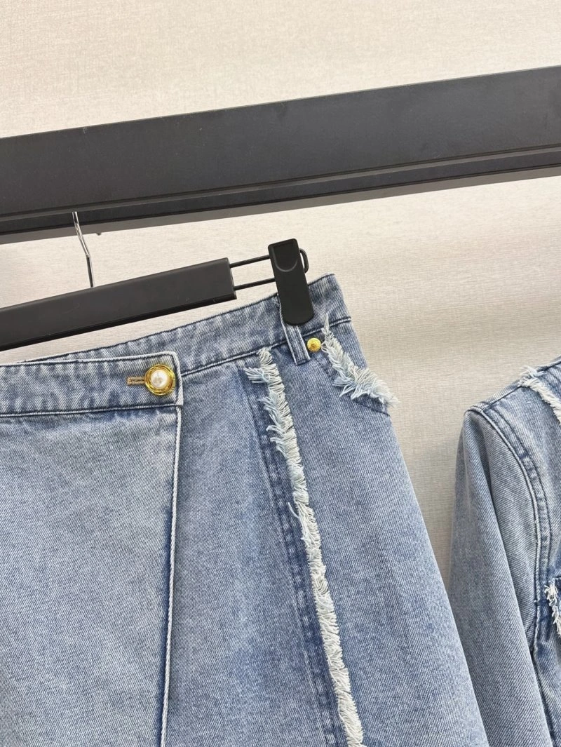 Value-priced Unclassified Brand Dress