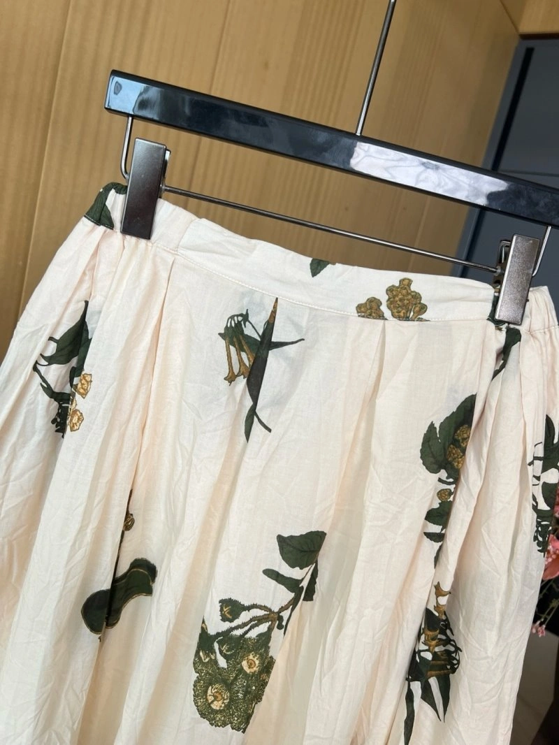 Bargain Unclassified Brand Dress
