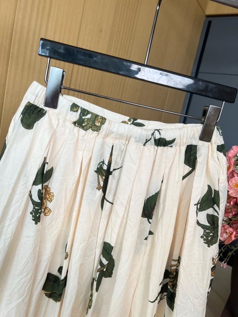 Bargain Unclassified Brand Dress