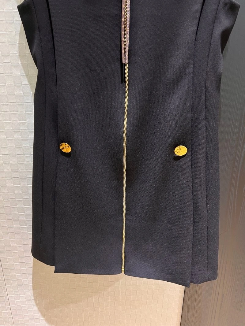 Indistinguishable Unclassified Brand Dress