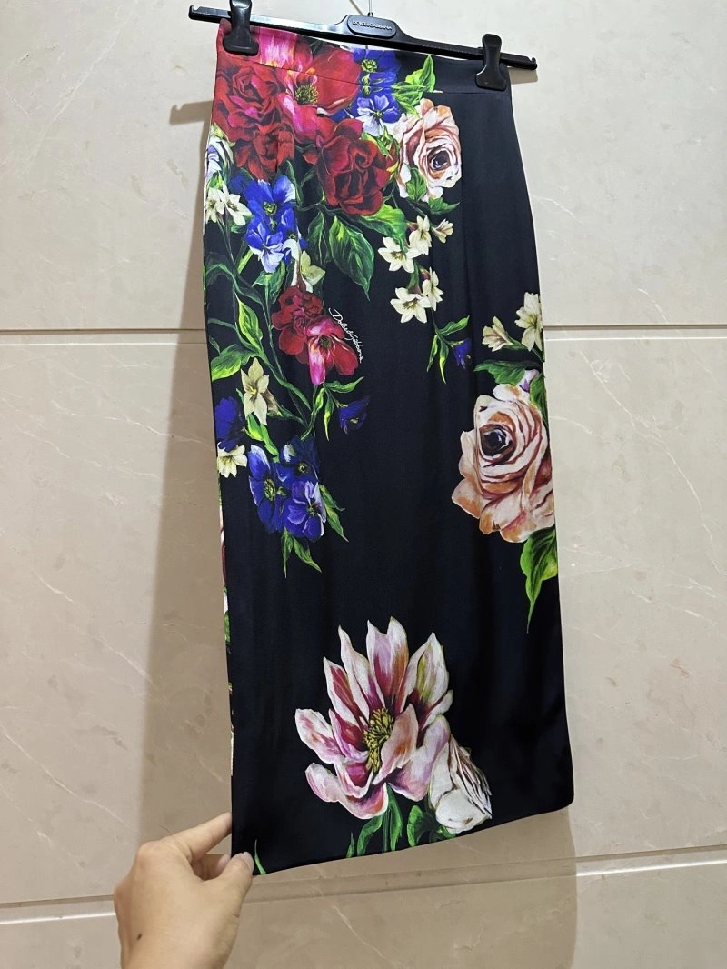 Cut-rate Unclassified Brand Dress