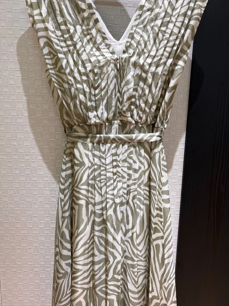 Affordable Unclassified Brand Dress