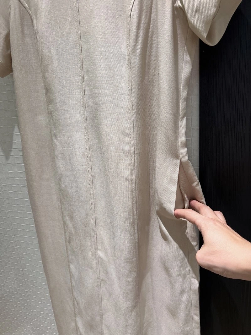 Cut-rate Unclassified Brand Dress