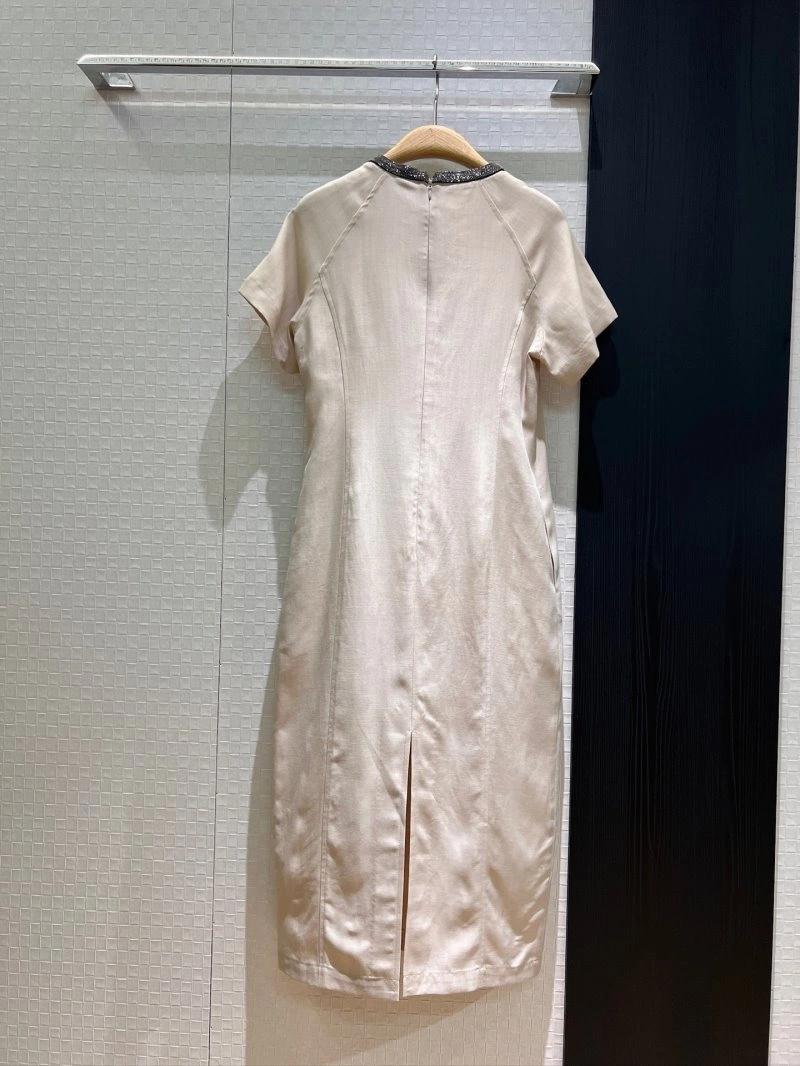 Cut-rate Unclassified Brand Dress