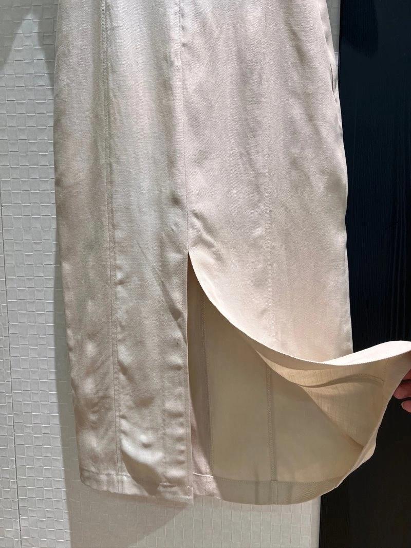 Cut-rate Unclassified Brand Dress