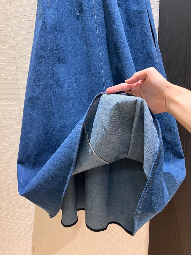 Cut-rate Unclassified Brand Dress
