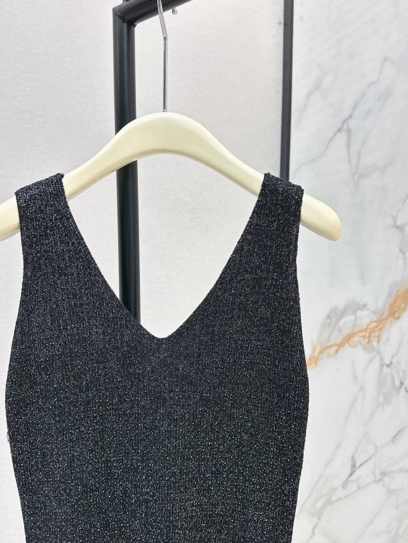 Indistinguishable Unclassified Brand Dress