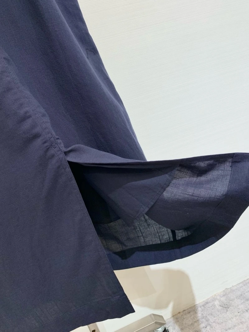 Brand-authenticated Unclassified Brand Dress