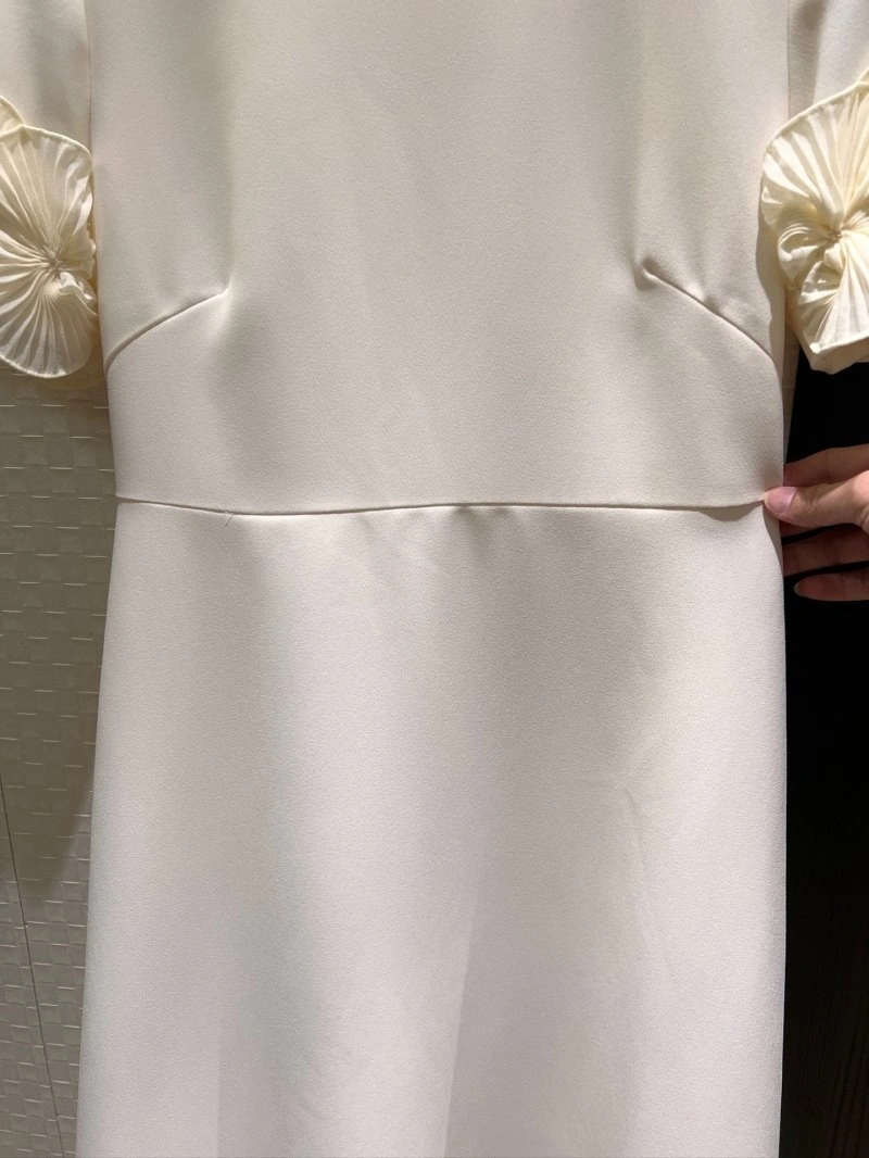 Brand-authenticated Unclassified Brand Dress