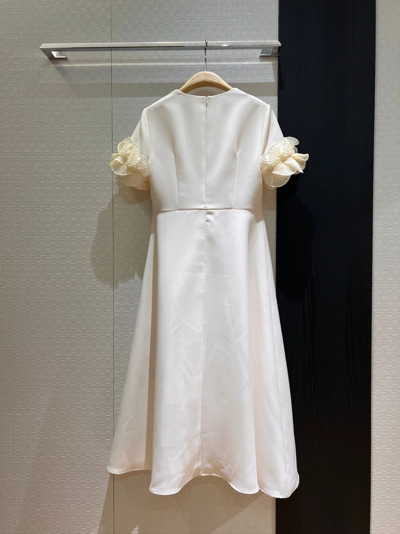 Brand-authenticated Unclassified Brand Dress