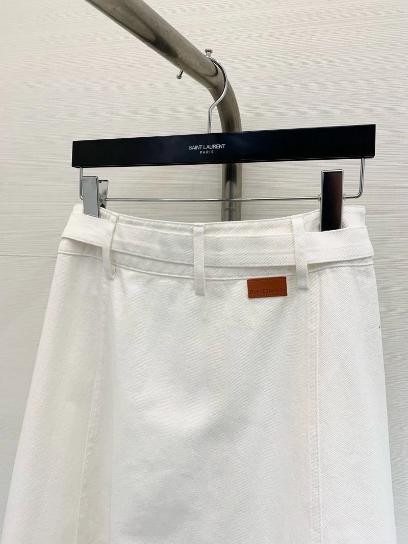 Brand-authenticated Unclassified Brand Dress