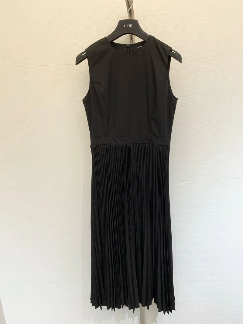 Unclassified Brand Dress