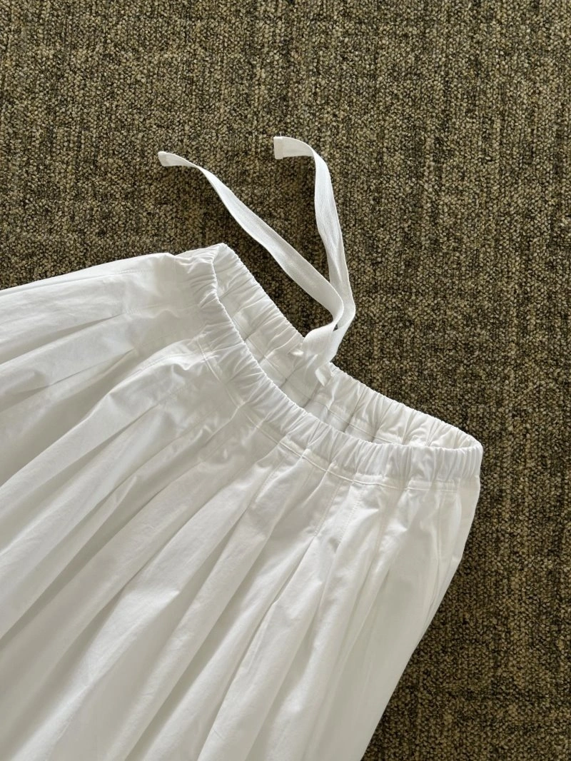 Genuine Unclassified Brand Dress
