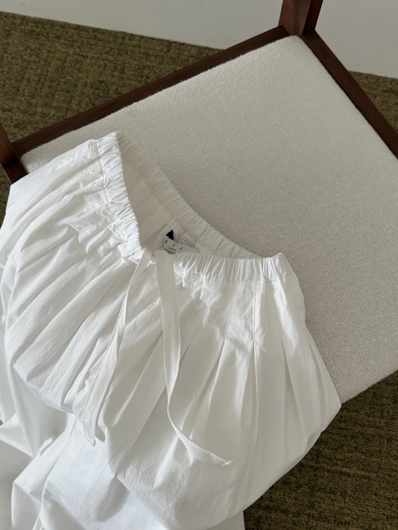 Genuine Unclassified Brand Dress