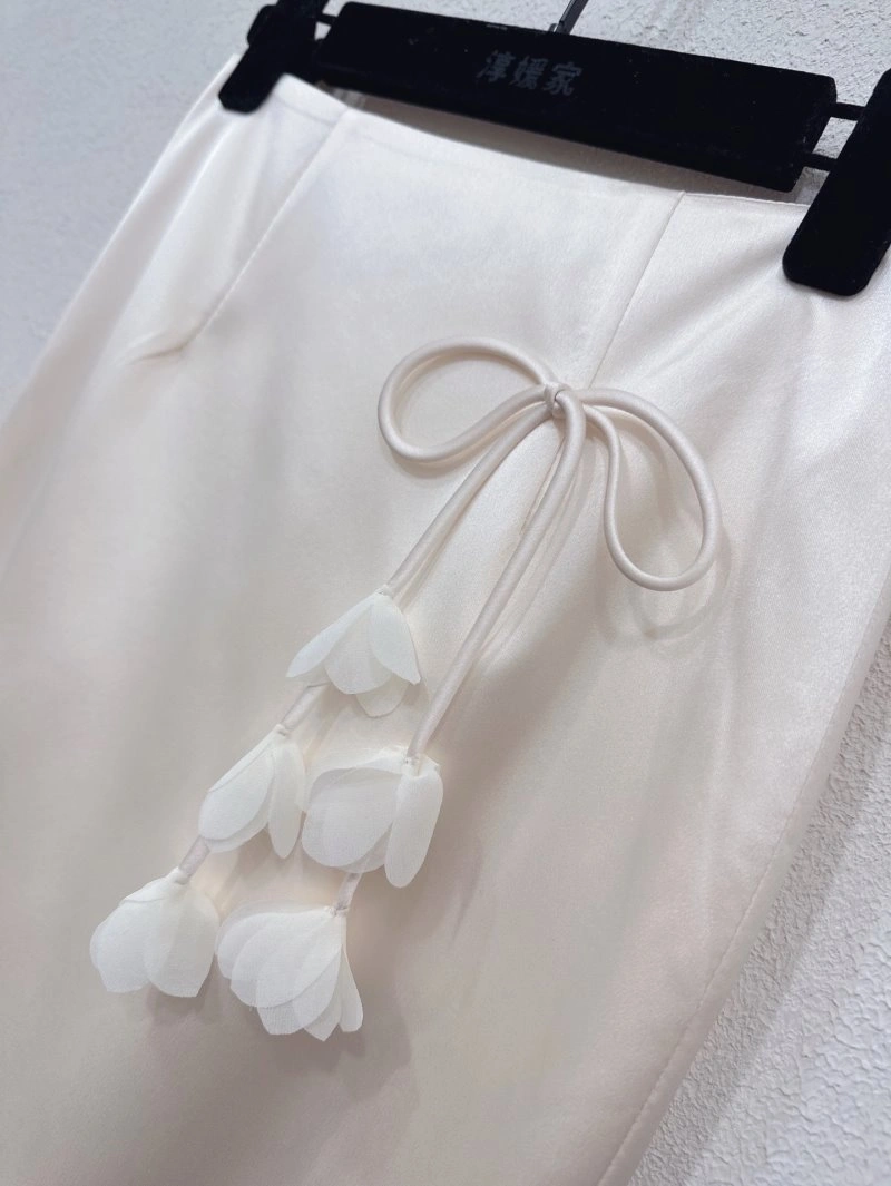 Discounted Unclassified Brand Dress