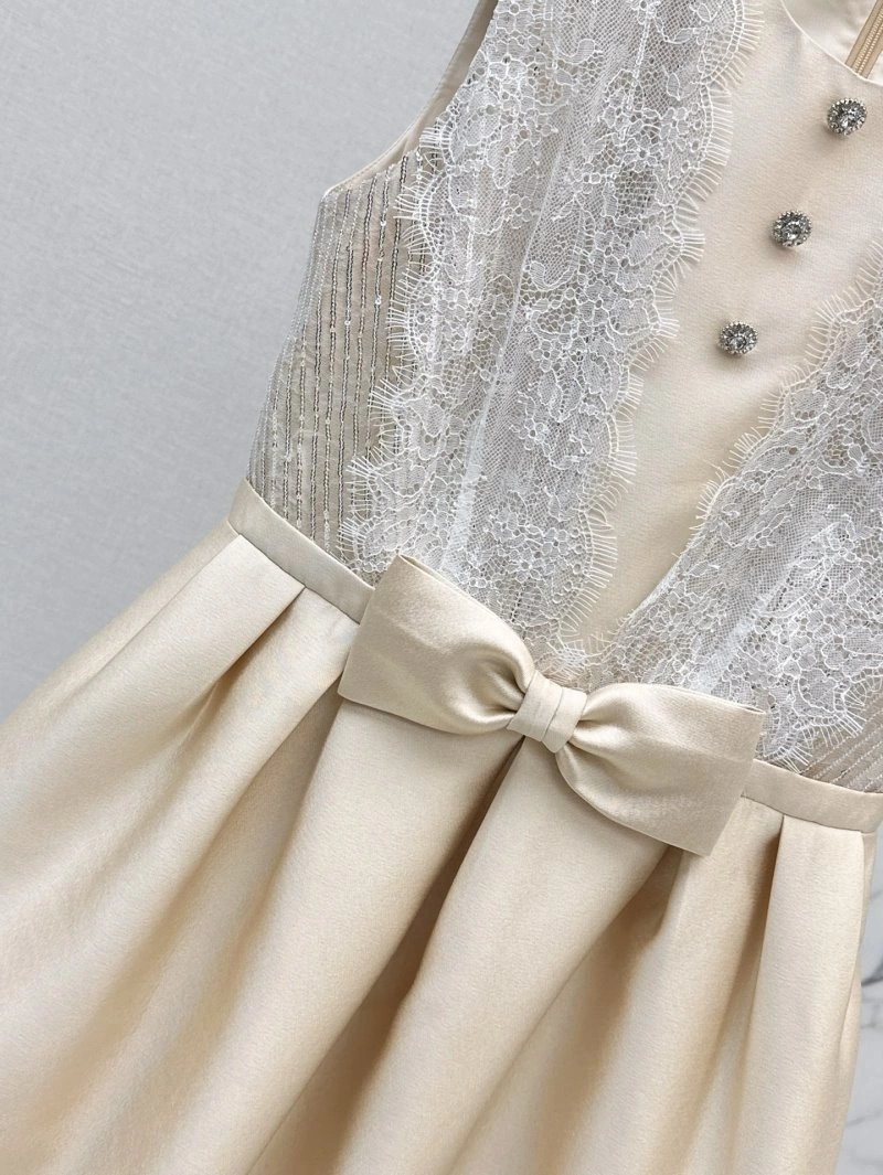 Cut-rate Unclassified Brand Dress