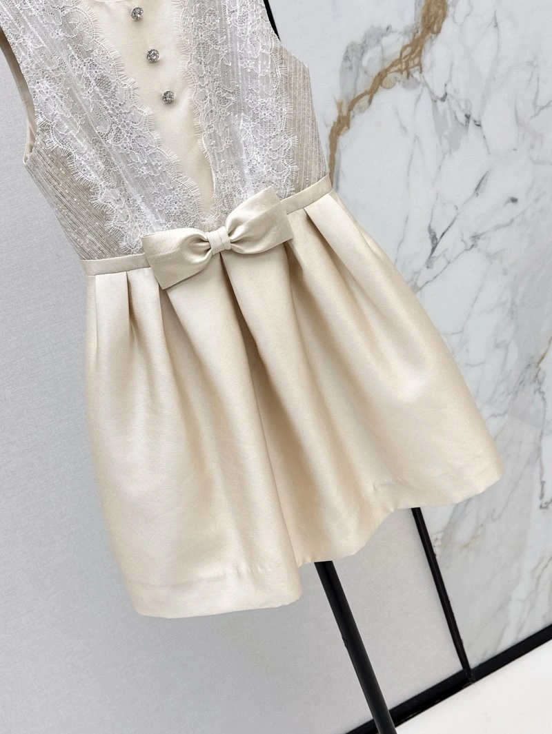 Cut-rate Unclassified Brand Dress