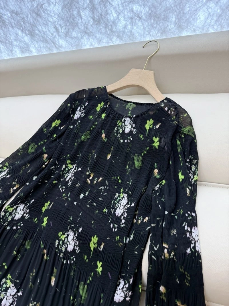 Exact replica Unclassified Brand Dress