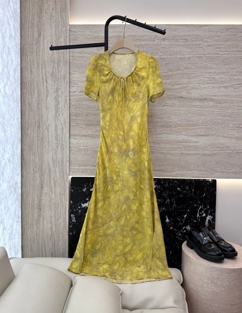 Unclassified Brand Dress