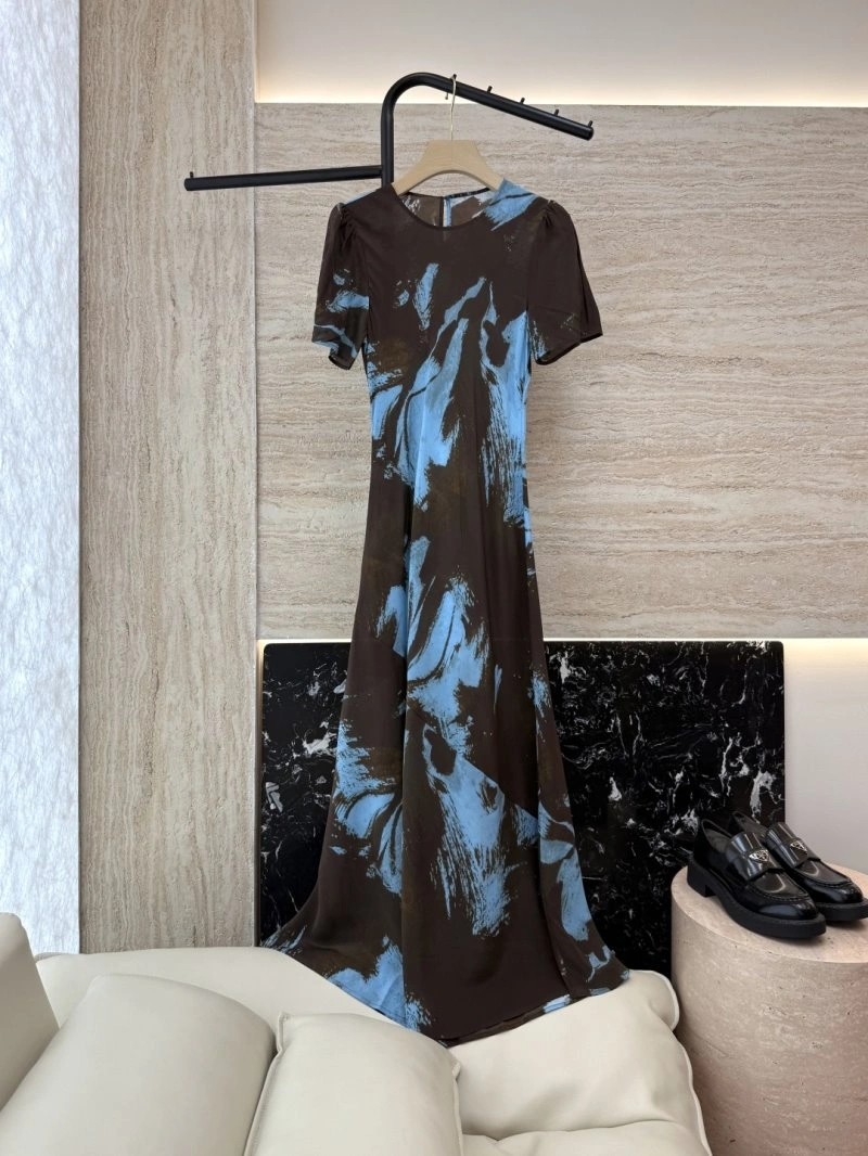 Unclassified Brand Dress