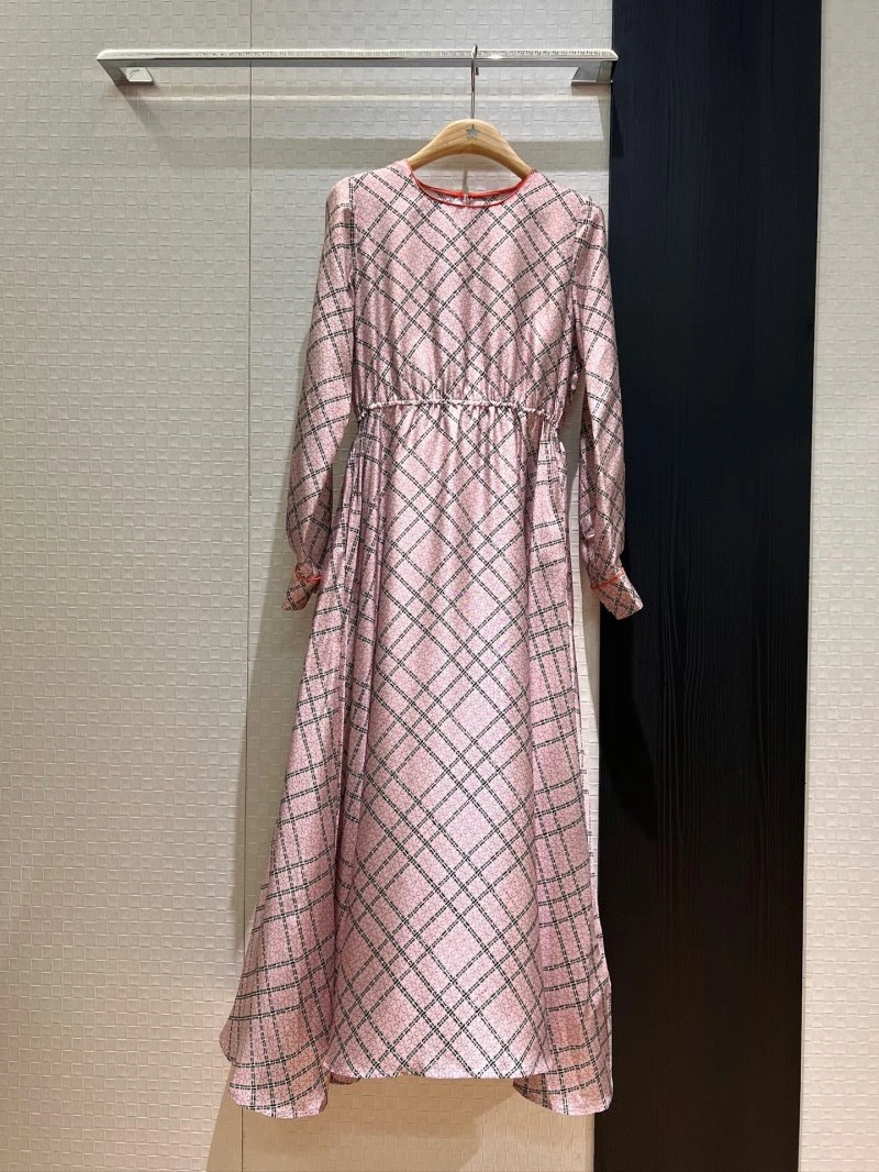 Unclassified Brand Dress