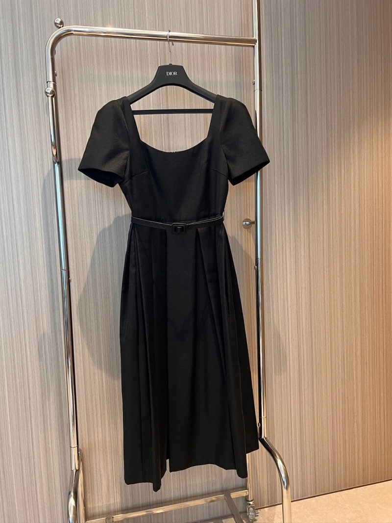 Unclassified Brand Dress