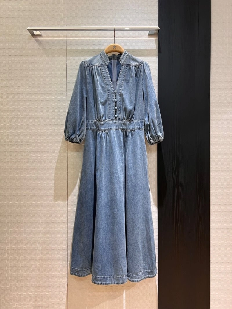 Unclassified Brand Dress