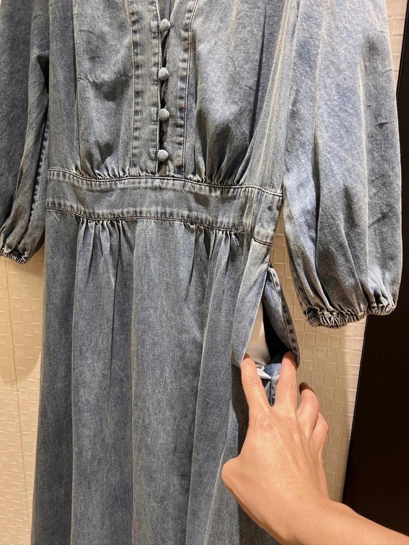 Genuine Unclassified Brand Dress