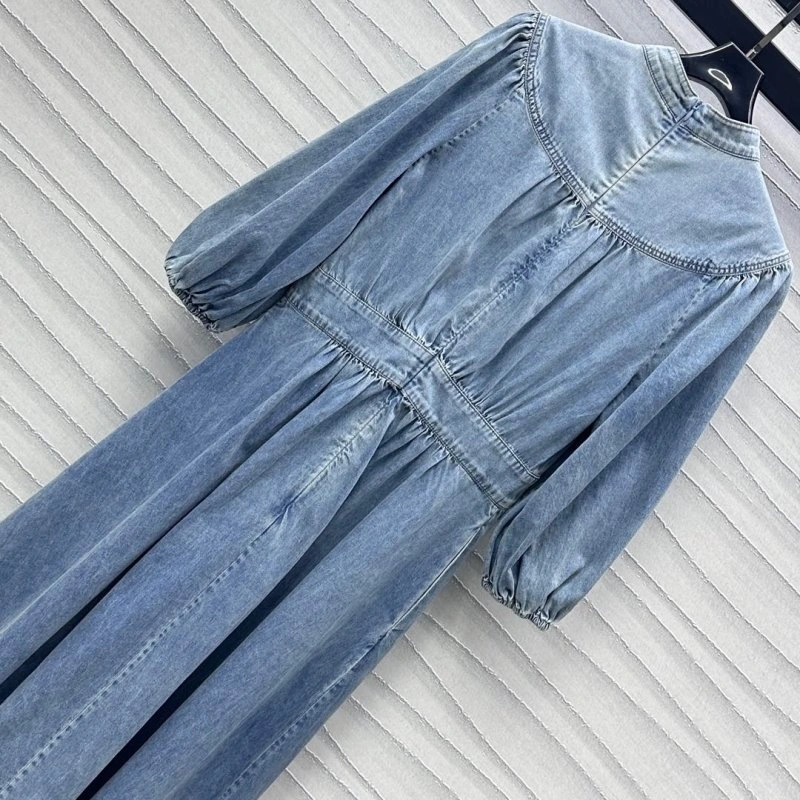 Value-priced Unclassified Brand Dress