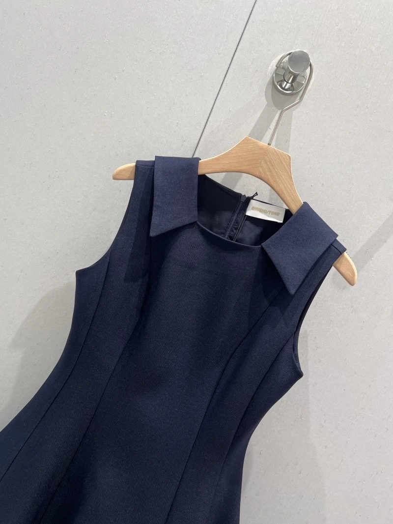 Cut-rate Unclassified Brand Dress